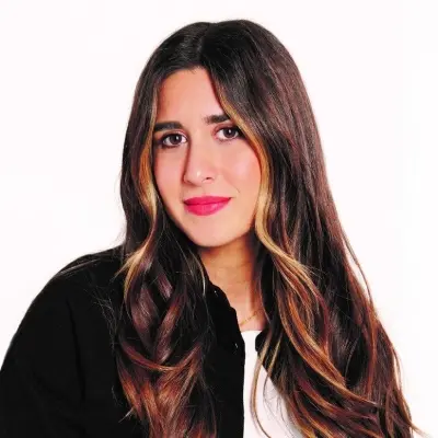 Mercedes Ron: Todos sus libros y sagas en orden